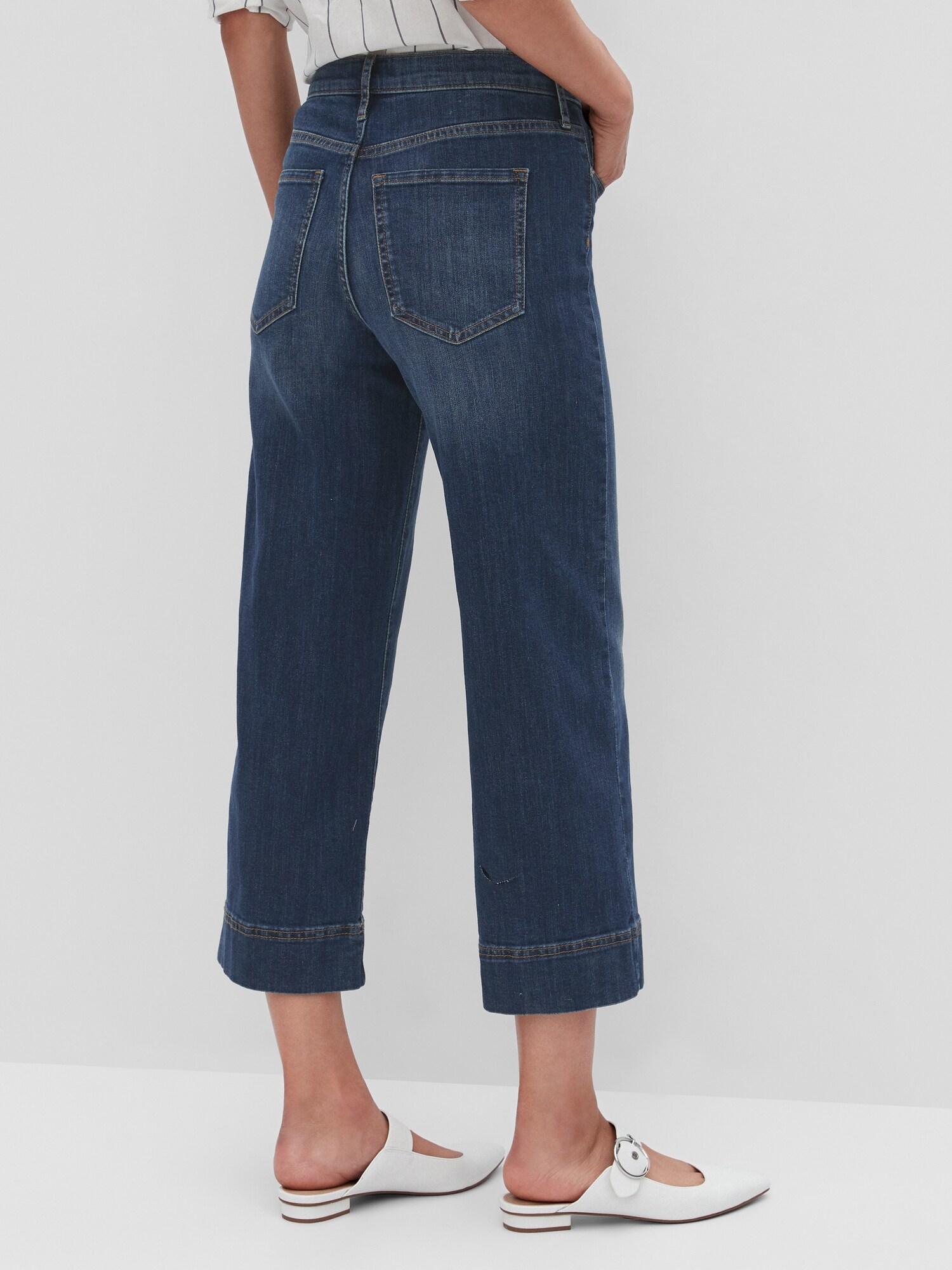 Petite High-Rise Wide-Leg Dark Wash Crop Jean | Banana Republic Factory