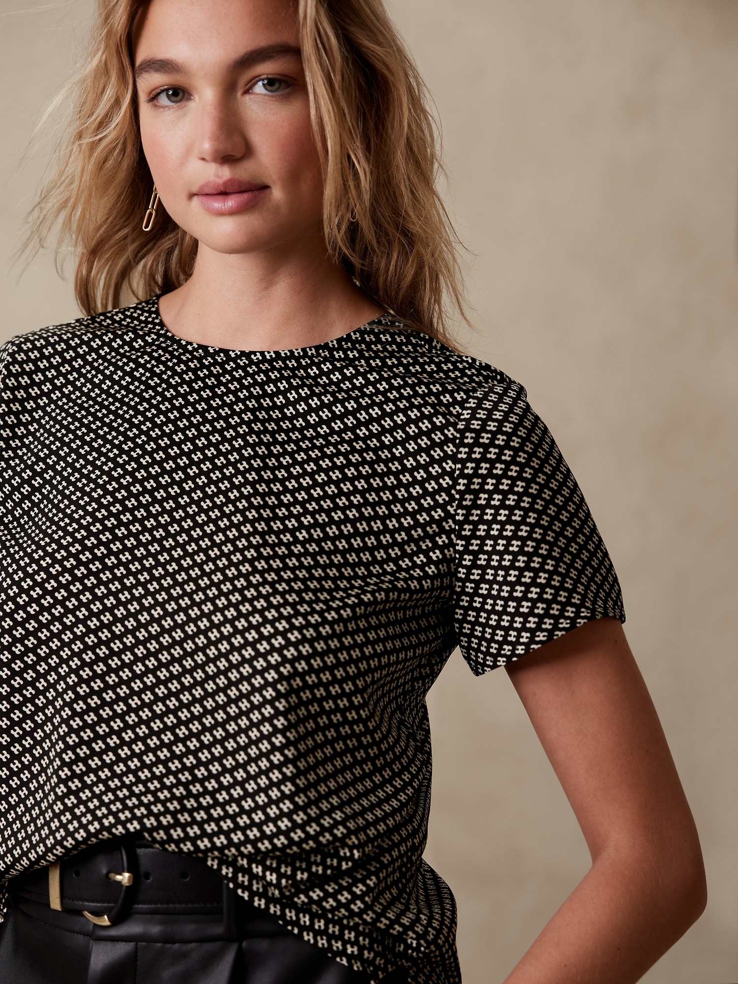 Essential Crew-Neck Top | Banana Republic Factory